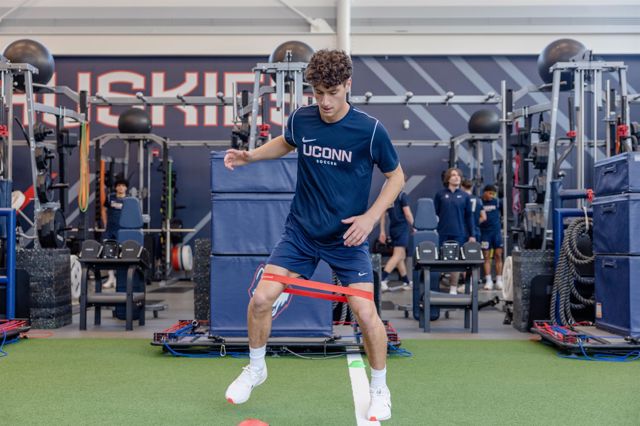 Charlie Holmes - NIL Profile - Opendorse