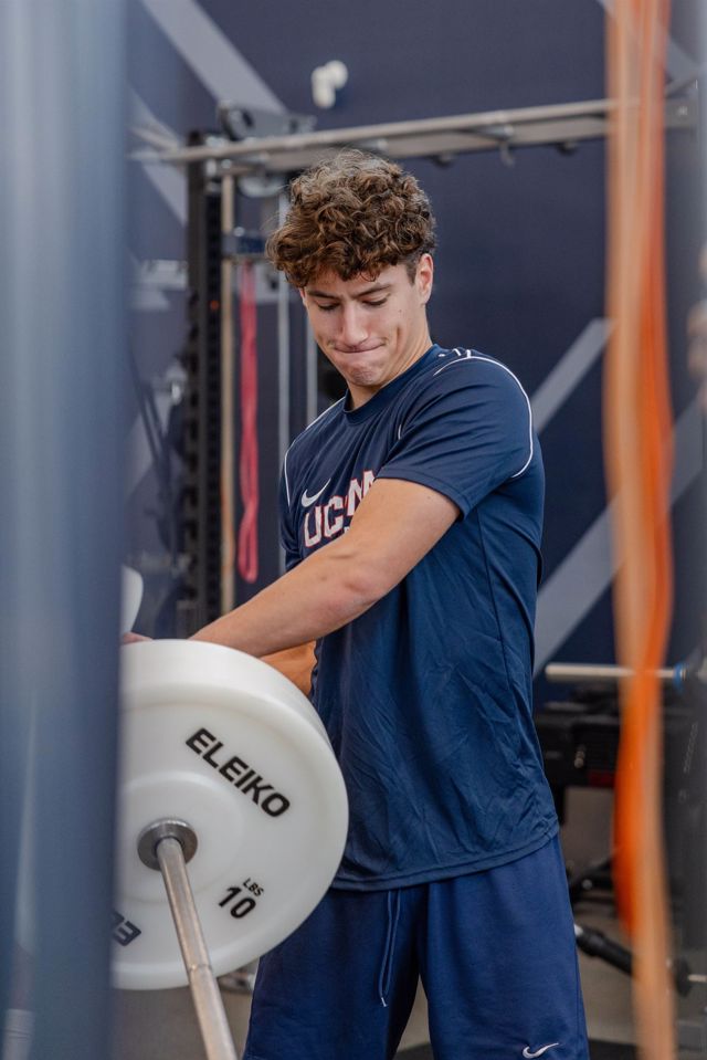 Charlie Holmes - NIL Profile - Opendorse